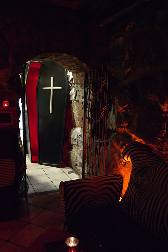 Vampire Lounge, Stockholm - FANTASY DINING - En blogg om ...